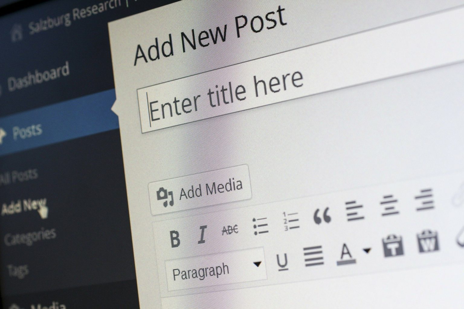 How To Write Engaging And Catchy Blog Titles 7 Tips ContentMender how-to-write-engaging-and-catchy-blog-titles-7-tips-contentmender